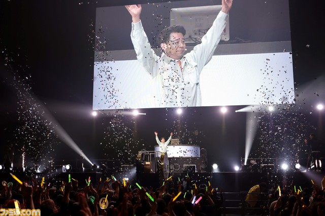『ゲームセンターcx 有野の挑戦 20周年大感謝祭』さいたまスーパーアリーナでの舞台裏に密着。イベント本編も見られるcs特別版が12月31日に独占放送 ゲーム・エンタメ最新情報のファミ通com